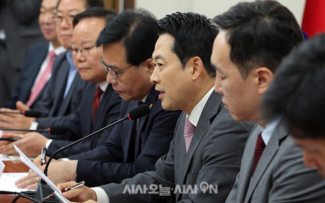 장동혁 “與 광역단체 16명중 7명 전과자” [포토오늘]